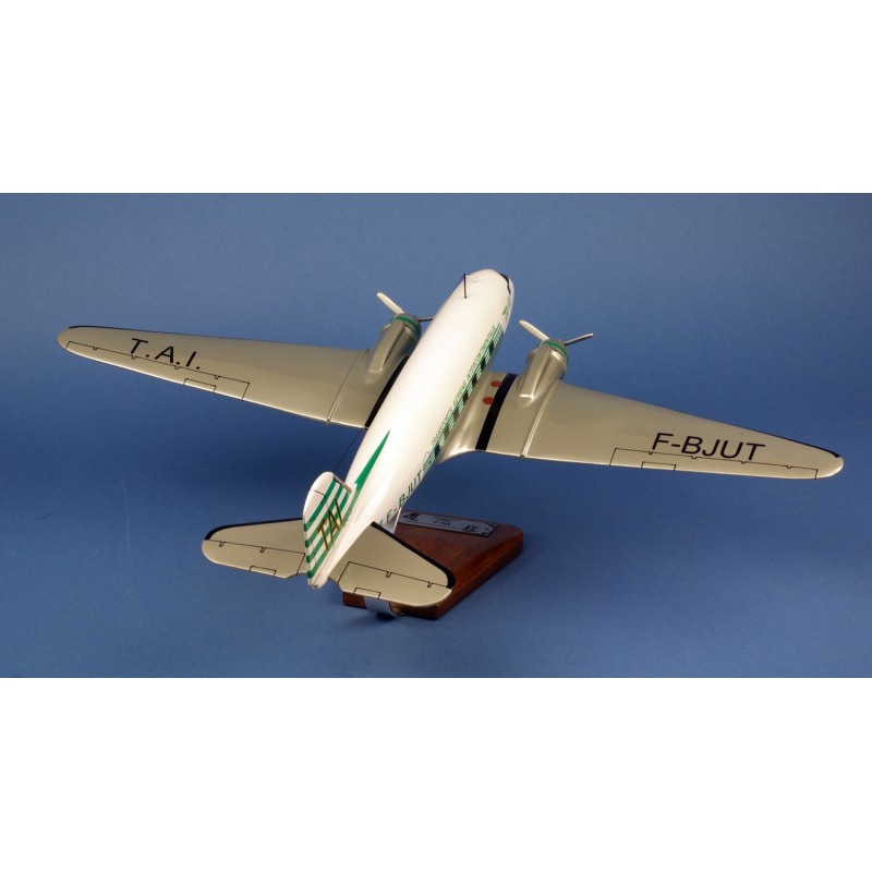 Douglas DC-3 - large size model, hand painted decoration - AERO-PASSION
