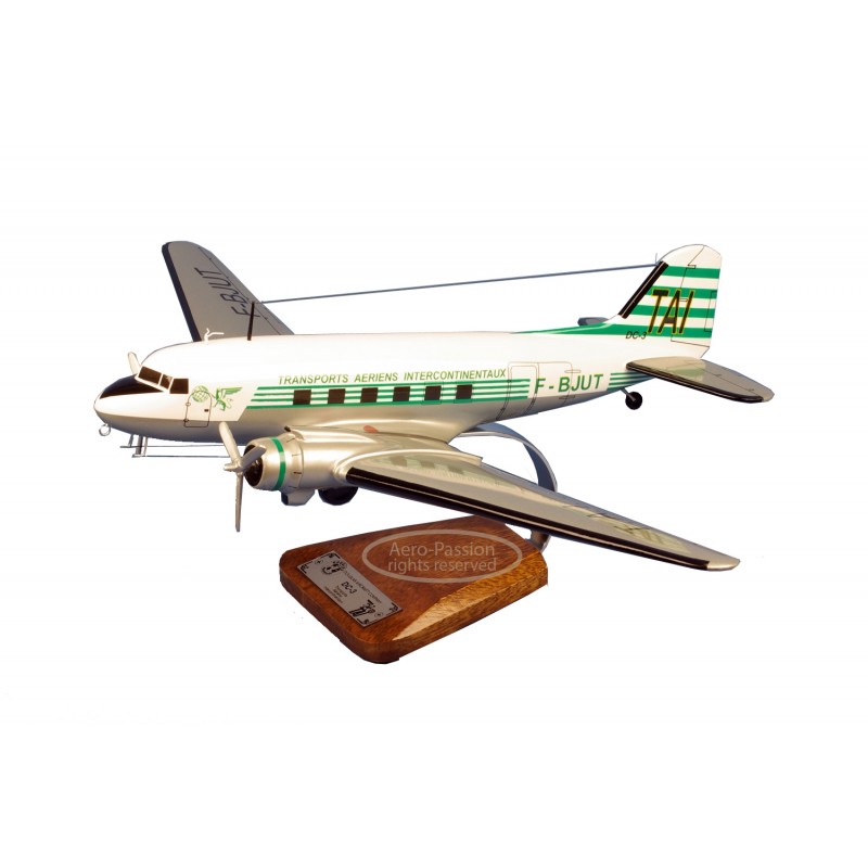 Douglas DC-3 - large size model, hand painted decoration - AERO-PASSION