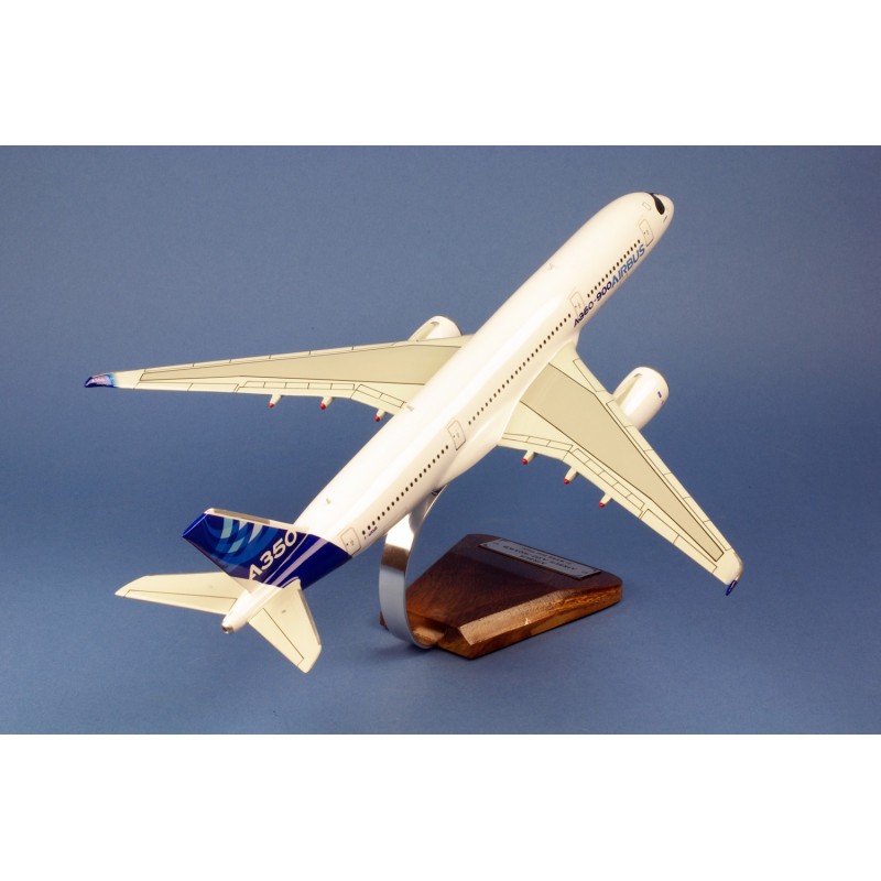 Airbus A350-900XWB 'First Flight' - maquette modèle réduit de grande ...