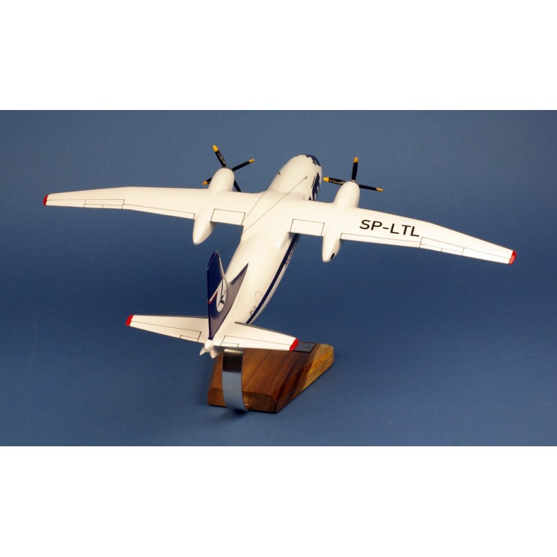 Antonov 26 - curl - DHL - maquette modèle réduit de grande taille ...
